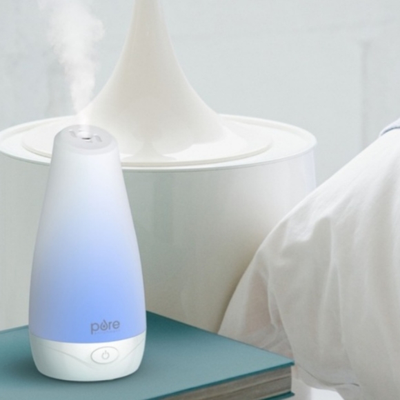 Pure Spa | Other | Pure Spa Diffuser With Free 4 Pack Of Essential Oils ...